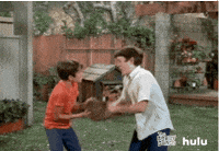 Gif De Pelea De Hermanastros Brother And Sister Fighting GIFs | Tenor