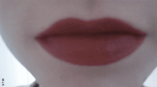Teeth Talk Girl GIFs - Get the best GIF on GIPHY