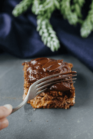 Cake GIF by Juulieffe - Find & Share on GIPHY