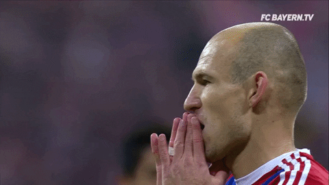 Arjen Robben GIFs - Get the best GIF on GIPHY