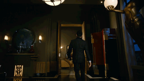 Bruce Wayne Penguin GIF by Gotham - Find & Share on GIPHY