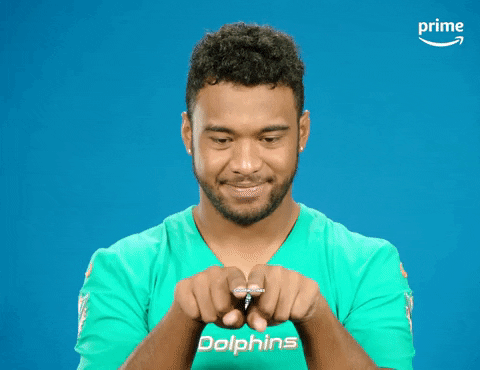 Tua GIFs - Get the best GIF on GIPHY