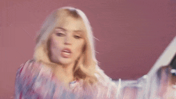 Reneé Rapp GIFs on GIPHY - Be Animated