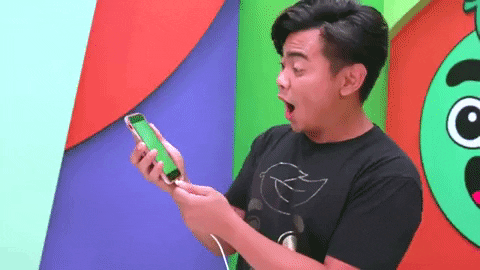 When-my-best-friend-texts-me GIFs - Get the best GIF on GIPHY