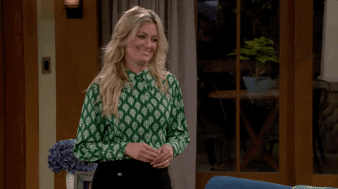 Beth Behrs Gif