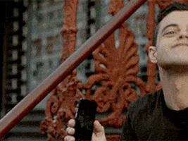 Mr Robot Fanart GIFs - Get the best GIF on GIPHY