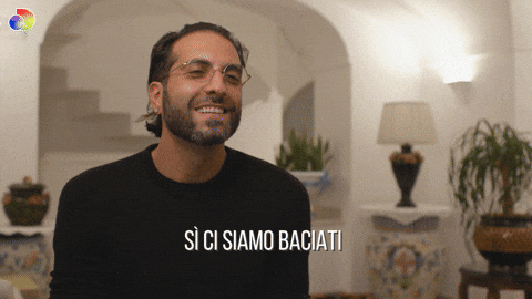Baci Persiani GIFs - Get the best GIF on GIPHY