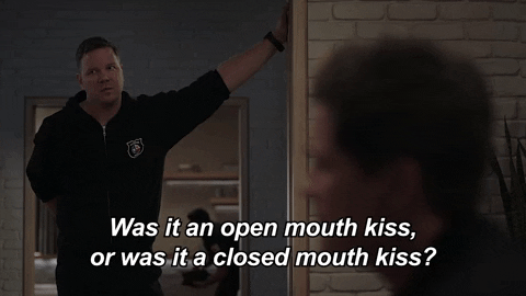 Close-mouth GIFs - Get the best GIF on GIPHY