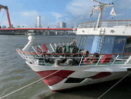 Cruise Ship GIFs - Find & Share on GIPHY