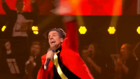 Sprakeloos Blij Gif Makoto, Kyoko En Chihiro Geanimeerde Splash Art.