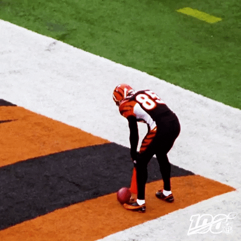 Ochocinco GIFs - Get the best GIF on GIPHY