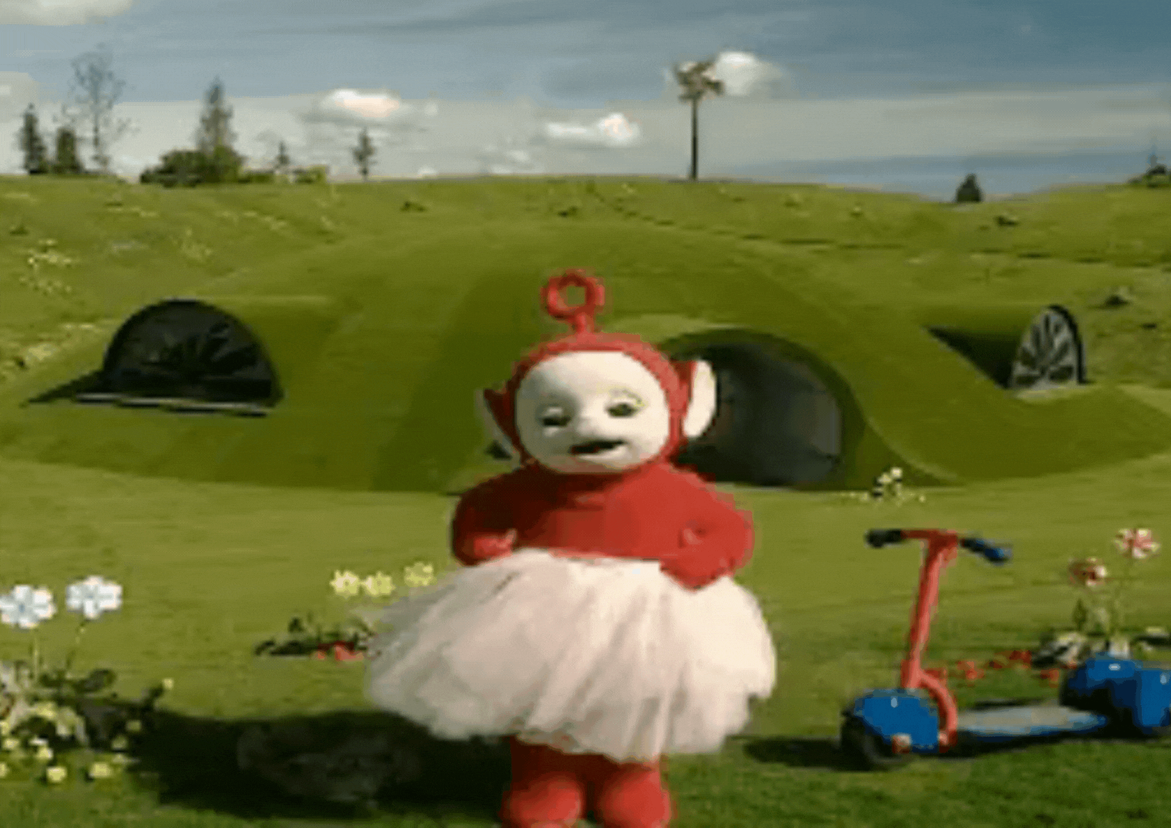 Teletubbies Po Gif Laa Laa Waving Gif By JustATinkyWinkyFan On
