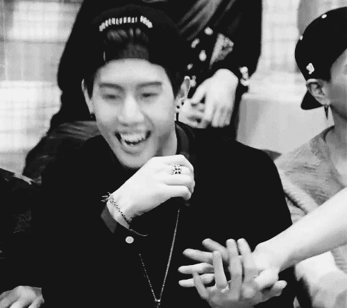 Kpop Fighting GIFs - Get the best GIF on GIPHY