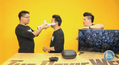 Headset GIF - Find & Share on GIPHY