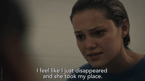 She-disappeared-in-summer GIFs - Get the best GIF on GIPHY