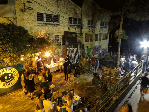 Parks-cast GIFs - Get the best GIF on GIPHY