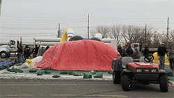 Macys Thanksgiving Parade Nickelodeon GIF by SpongeBob SquarePants ...