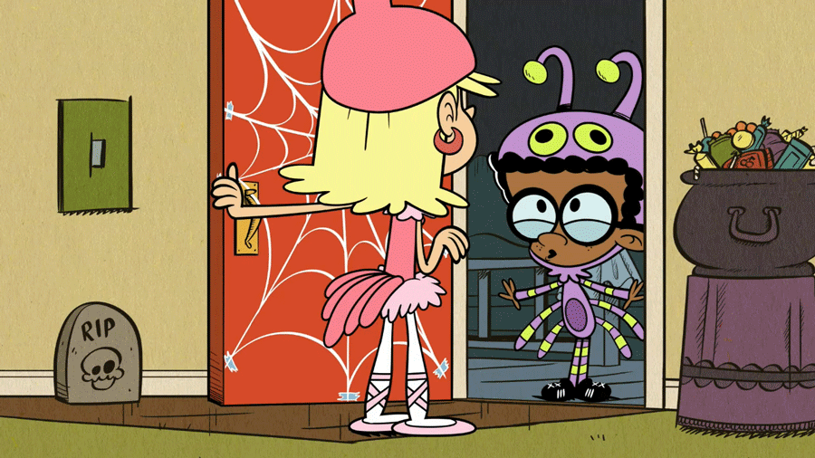 Scared The Loud House GIF by Nickelodeon - Find & Share on GIPHY