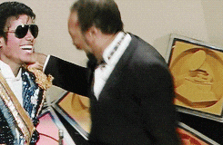 Michael Jackson Pop Corn GIFs - Find & Share on GIPHY