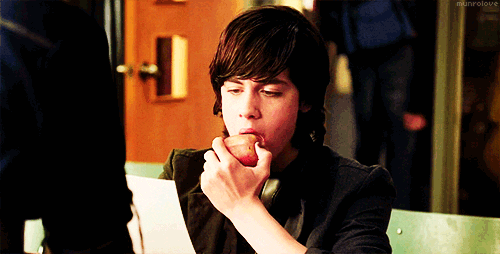 Eli Goldsworthy GIFs - Get the best GIF on GIPHY