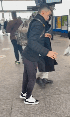 Resbalon GIFs - Get the best GIF on GIPHY