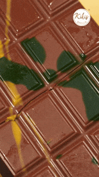 Gif De Chocolate Vertido