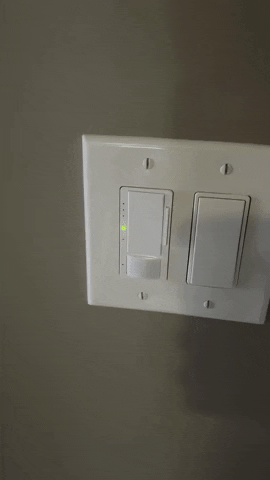 Anyone know what’s up with the flashing green light on my motion dimmer ...