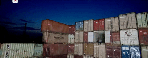 Shipping-container-homes GIFs - Get the best GIF on GIPHY