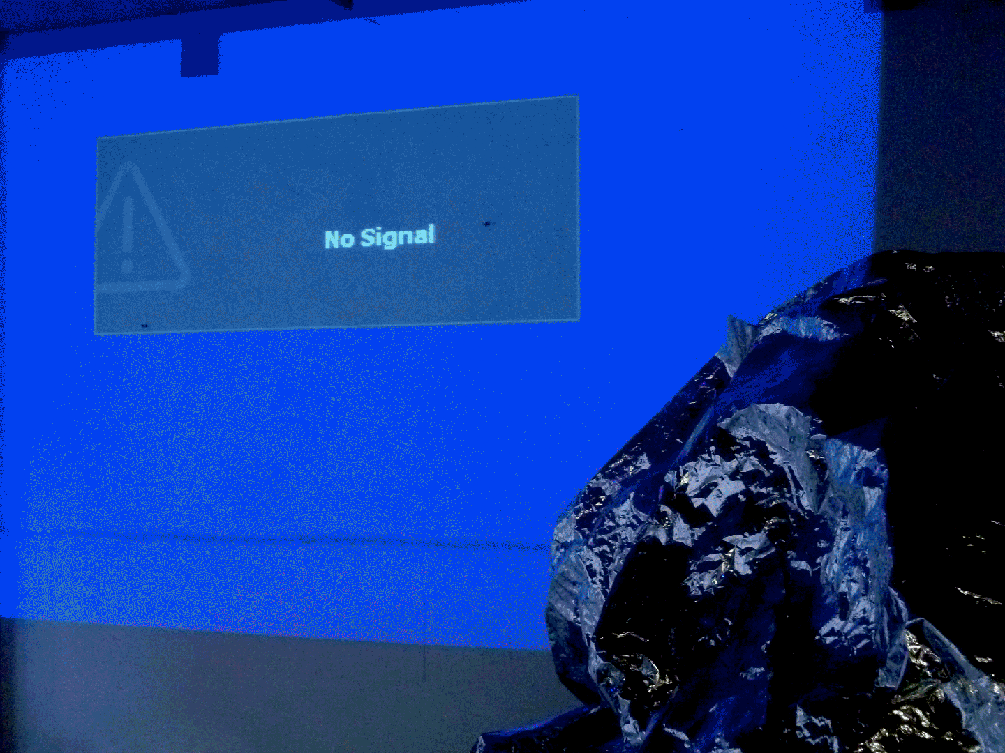 Glitch GIF by Canek - Find & Share on GIPHY